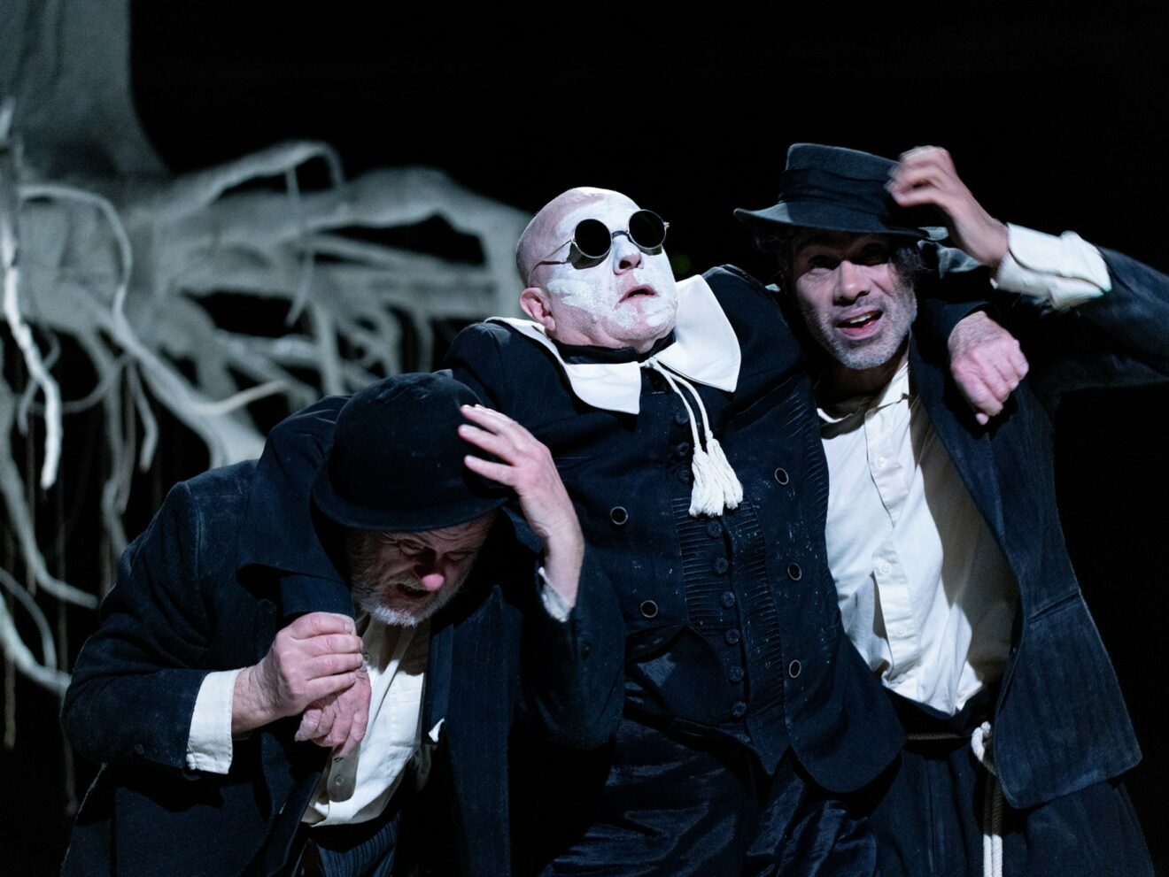 Warten auf Godot - Theater an der Rott